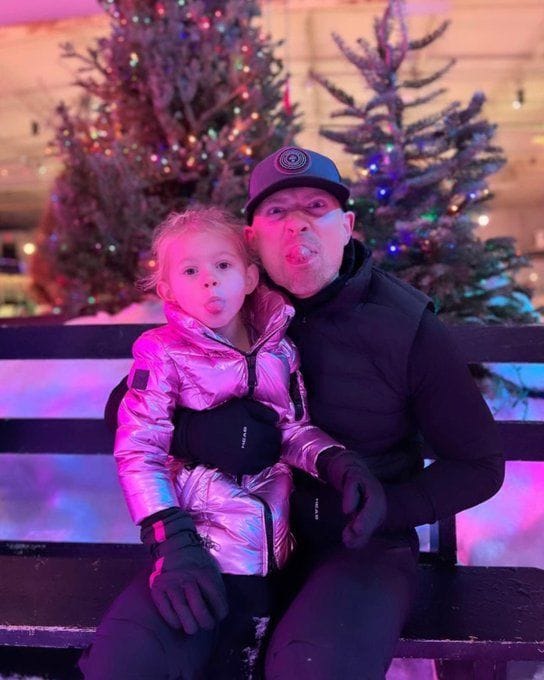 Multiple WWE Superstars come together to spread holiday joy and wish ...