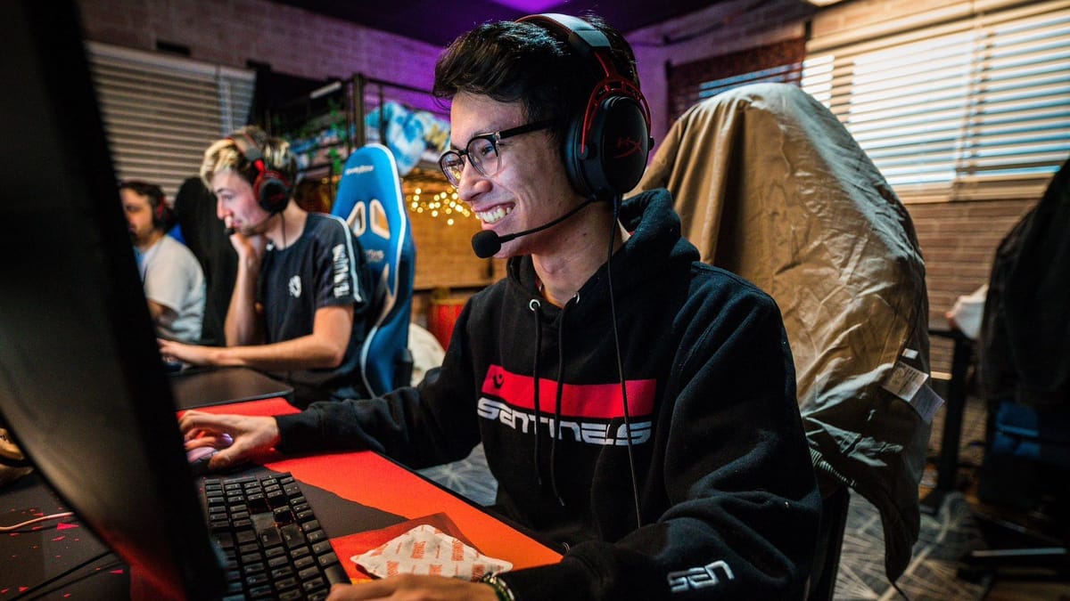 zekken Valorant settings (2023): Crosshair, configuration, keybinds, sensitivity, and more