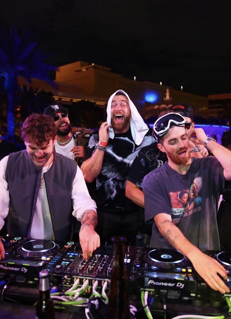 IN PHOTOS: Travis Kelce, Patrick Mahomes go on wild Vegas spree with ...