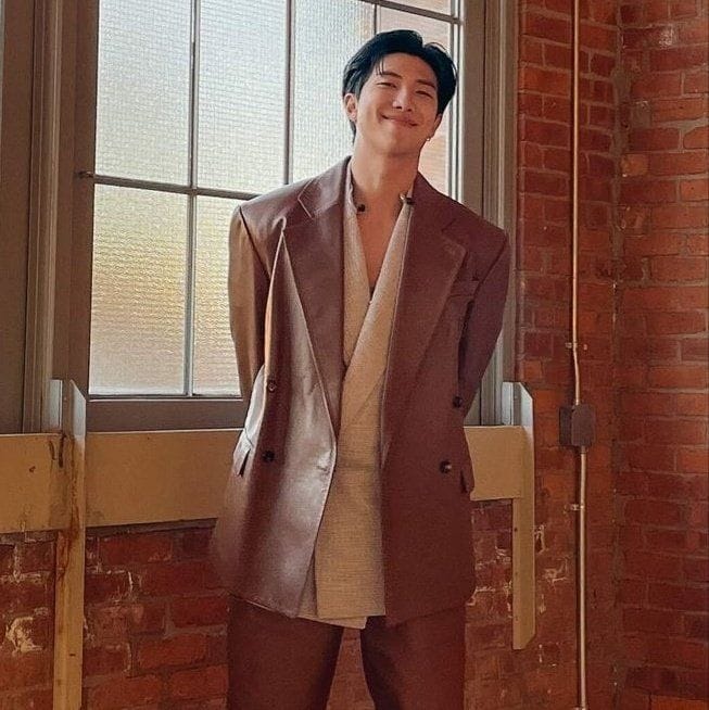 “RM X BOTTEGA VENETA”: Fans anticipate that Kim Namjoon will attend Bottega Veneta’s show at ...