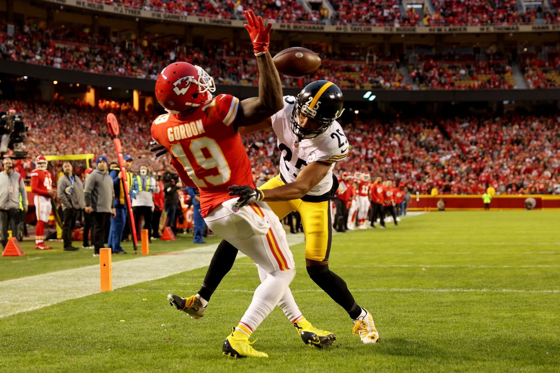 5 former NFL stars who could return to the league with stellar XFL ...