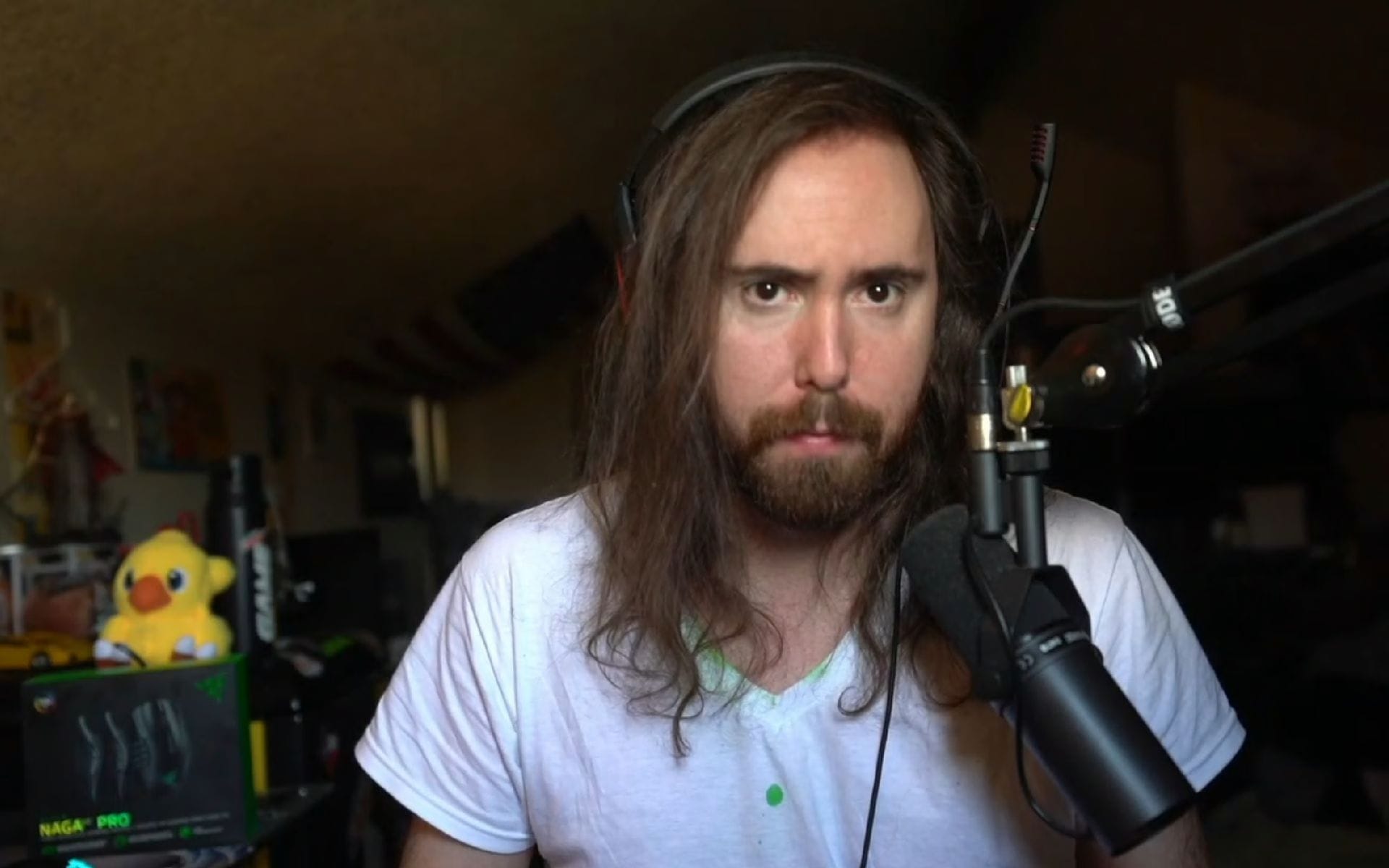 Asmongold provides his take on 39daph addressing "anti-white racism ...