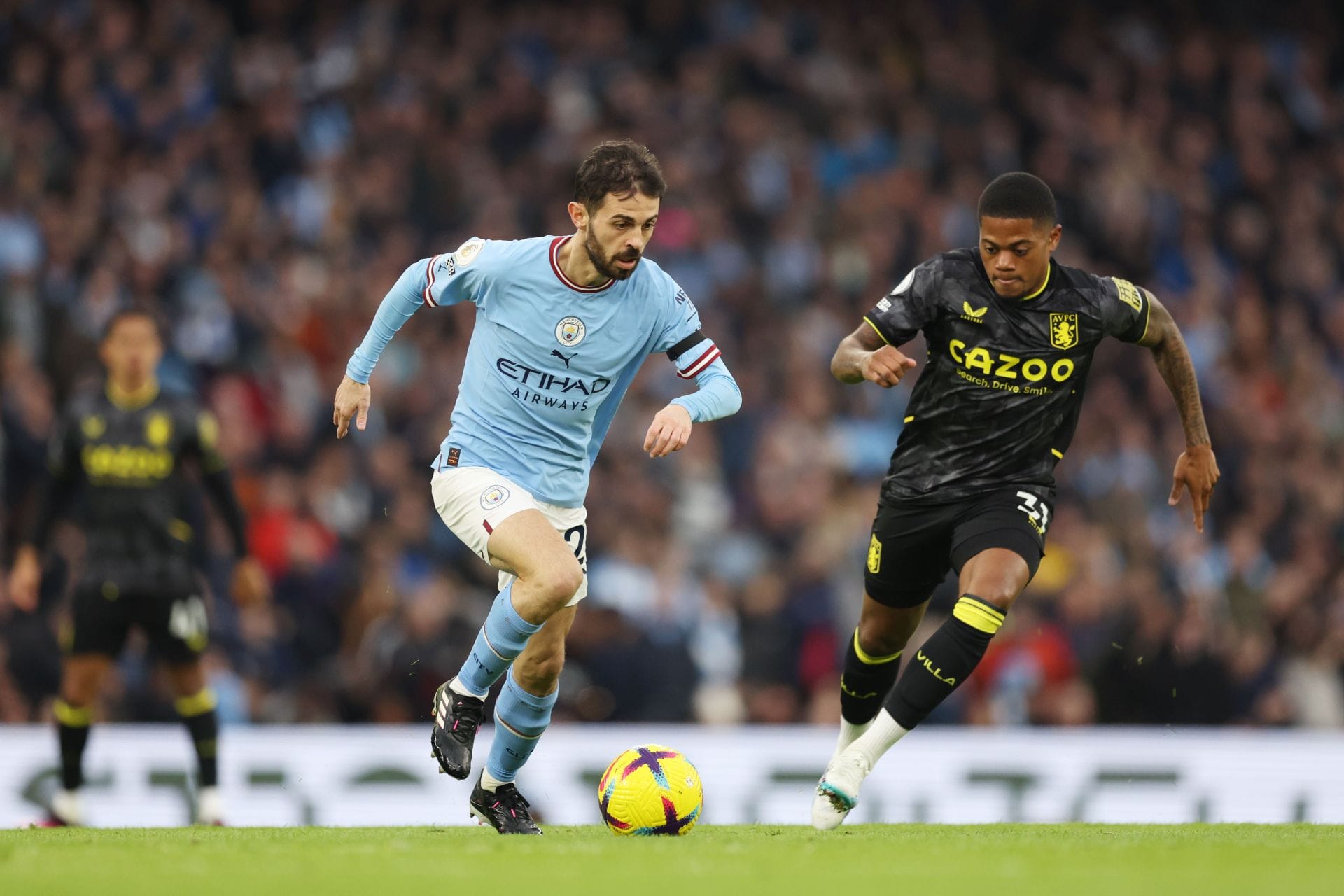 5 world-class players who rarely use their weaker foot