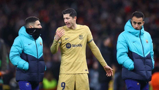 Robert Lewandowski was 'very angry' with Barcelona teammate and voiced ...