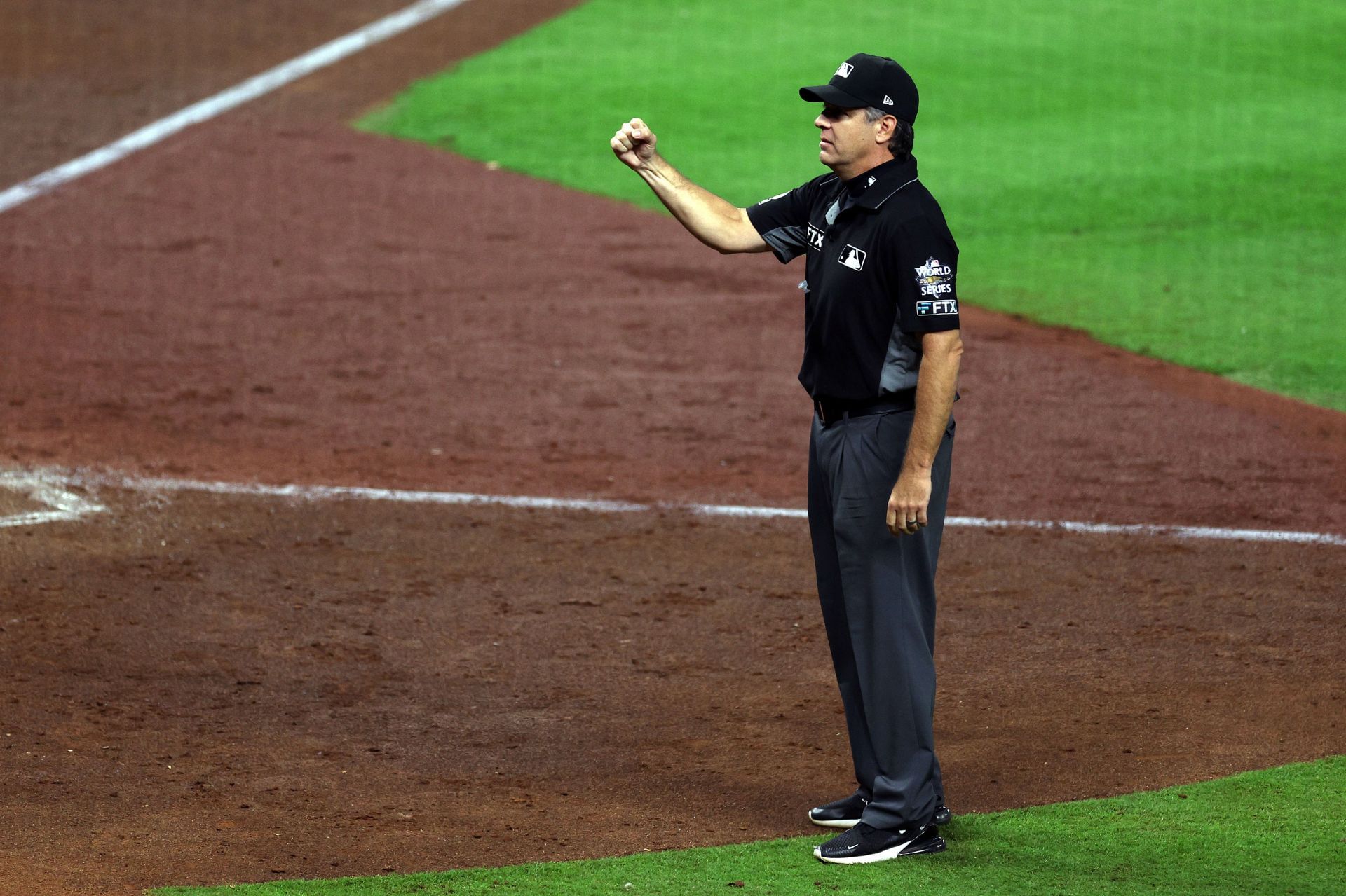 MLB Twitter enraged by college baseball player’s ejection for phantom ...