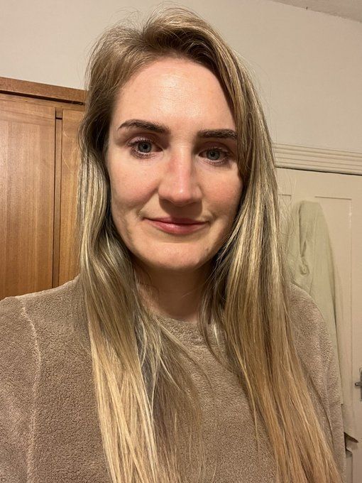 What is the Bold Glamour Filter on TikTok? How to get and all you need ...