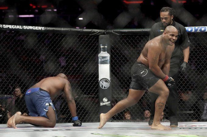 5 times UFC fighters changed divisions and achieved success