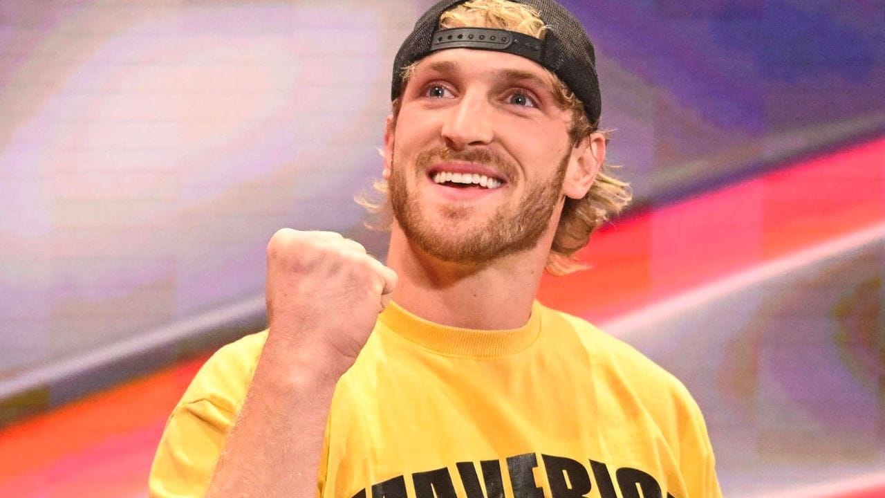 "Absolute animals" – Former WWE personality goes off on fans for non-PG ...