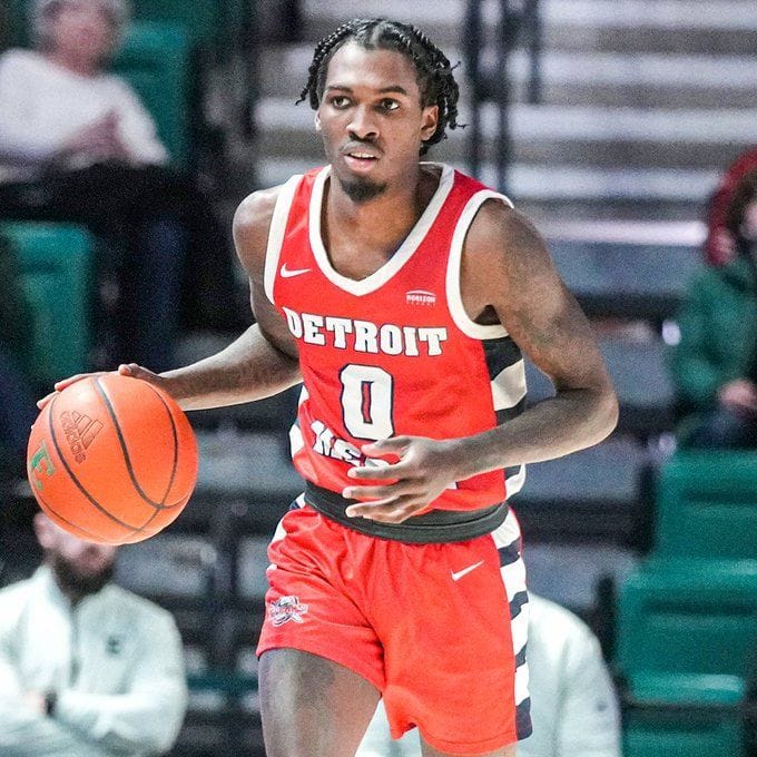 Can Antoine Davis still break Pistol Pete’s NCAA scoring record ...