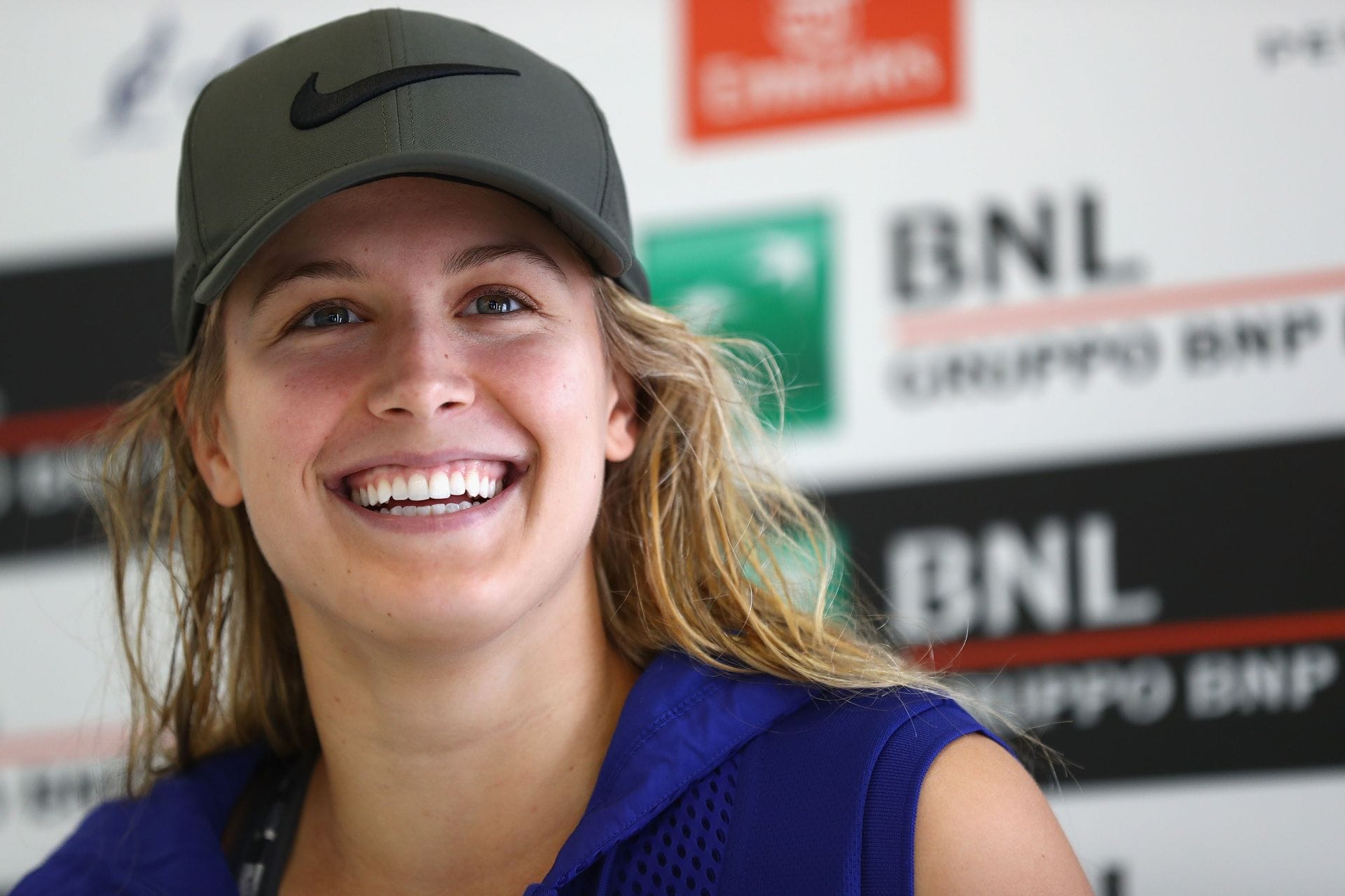 "Special ball girl in town" - Eugenie Bouchard accompanied by her ...