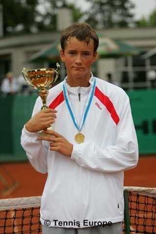 "Fooled the man himself I'm crying" - Tennis fans hysterical as Daniil ...