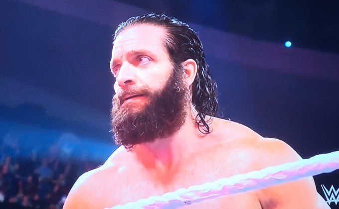 Omos Height: Is The Nigerian Giant Omos really 7'3" tall? Finding out ...