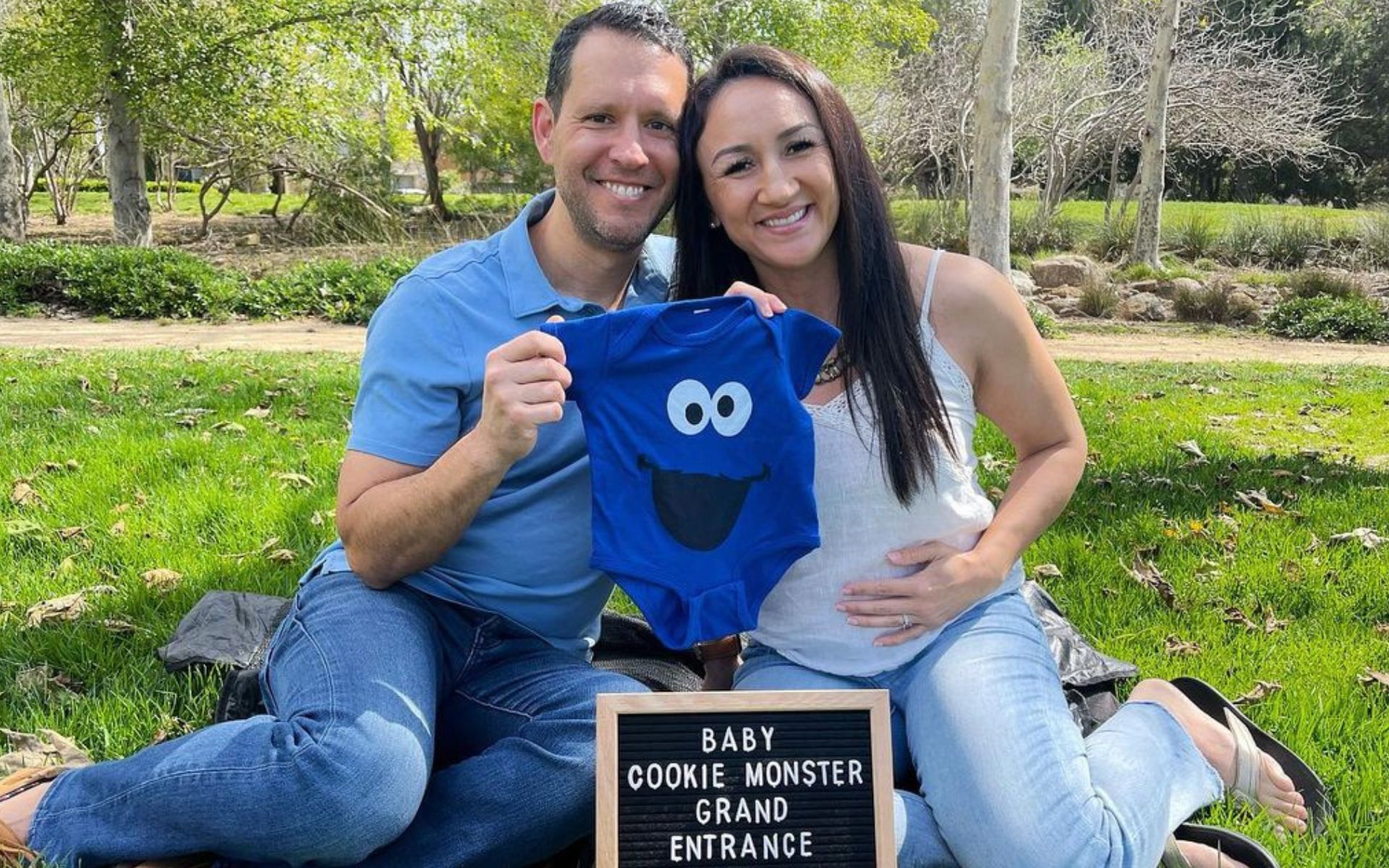 Carla Esparza: Carla Esparza announces pregnancy, announces delivery ...