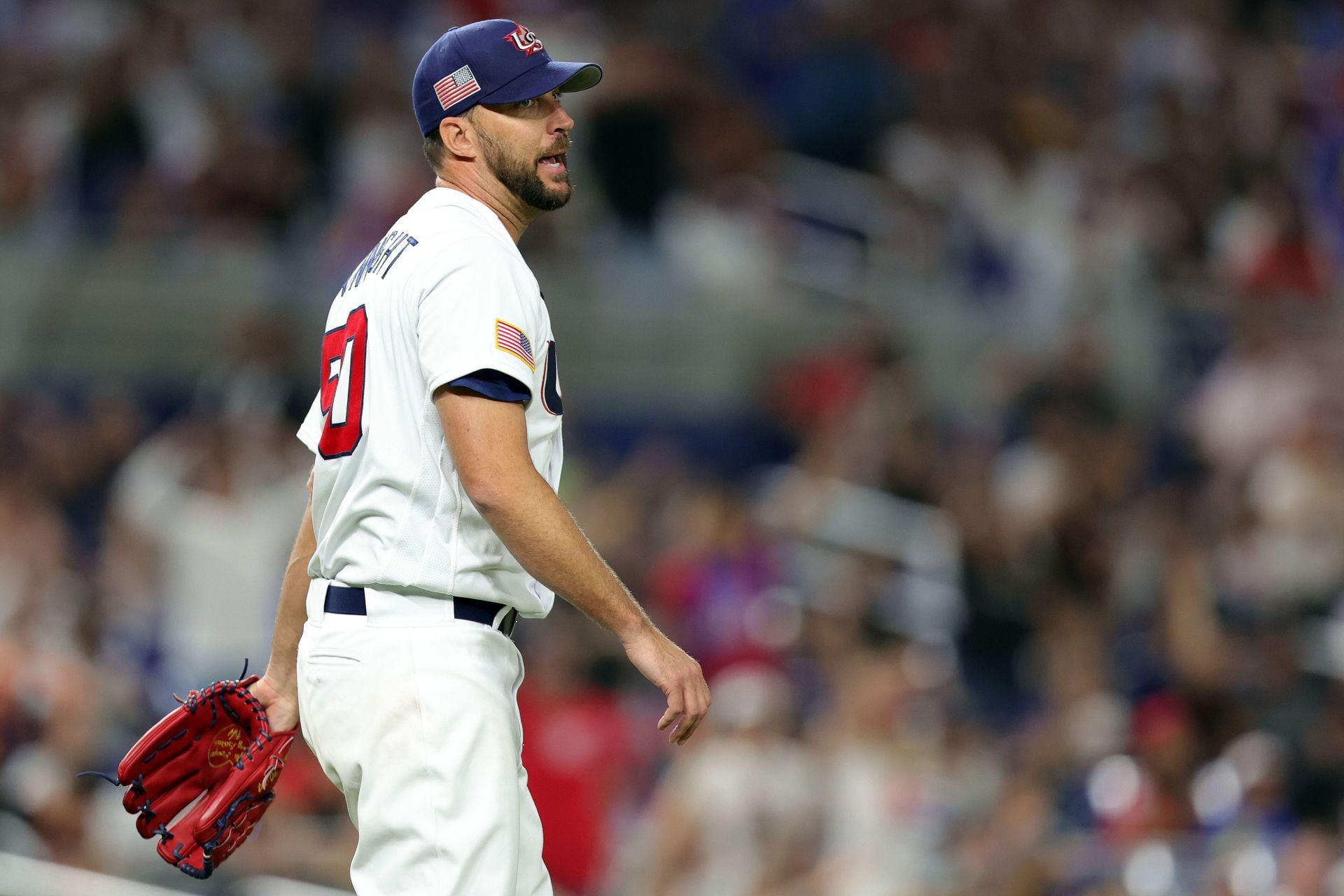 St. Louis Cardinals fans troll Adam Wainwright as veteran arm set to ...