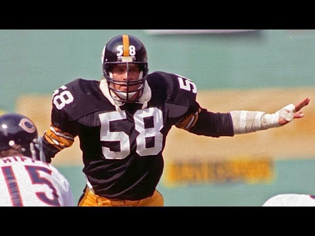 NFL: Who are the 3 Greatest Middle Linebackers of All Time?