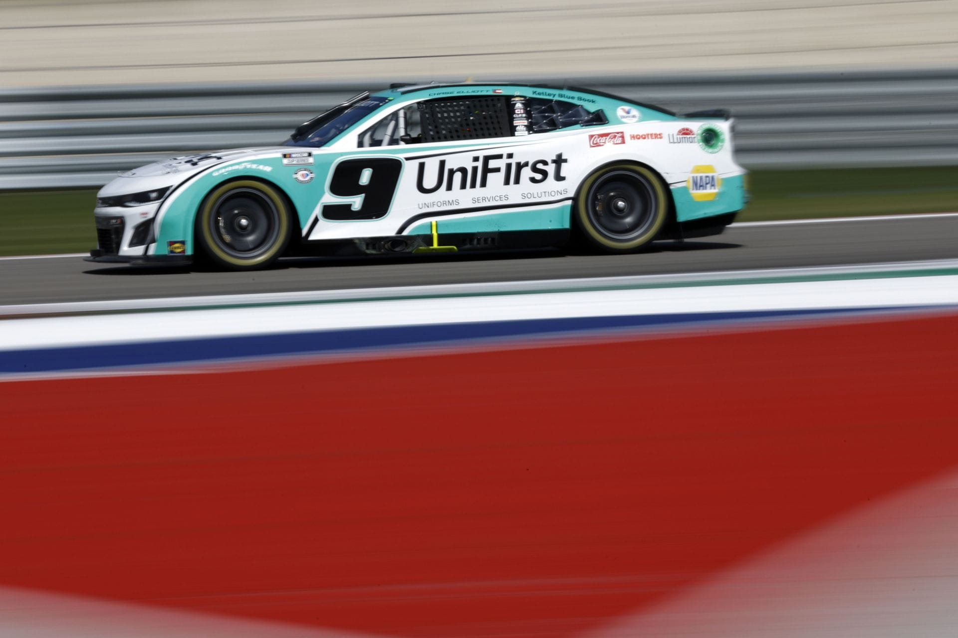 Jordan Taylor thanks Chase Elliott for being a ‘great supporter’