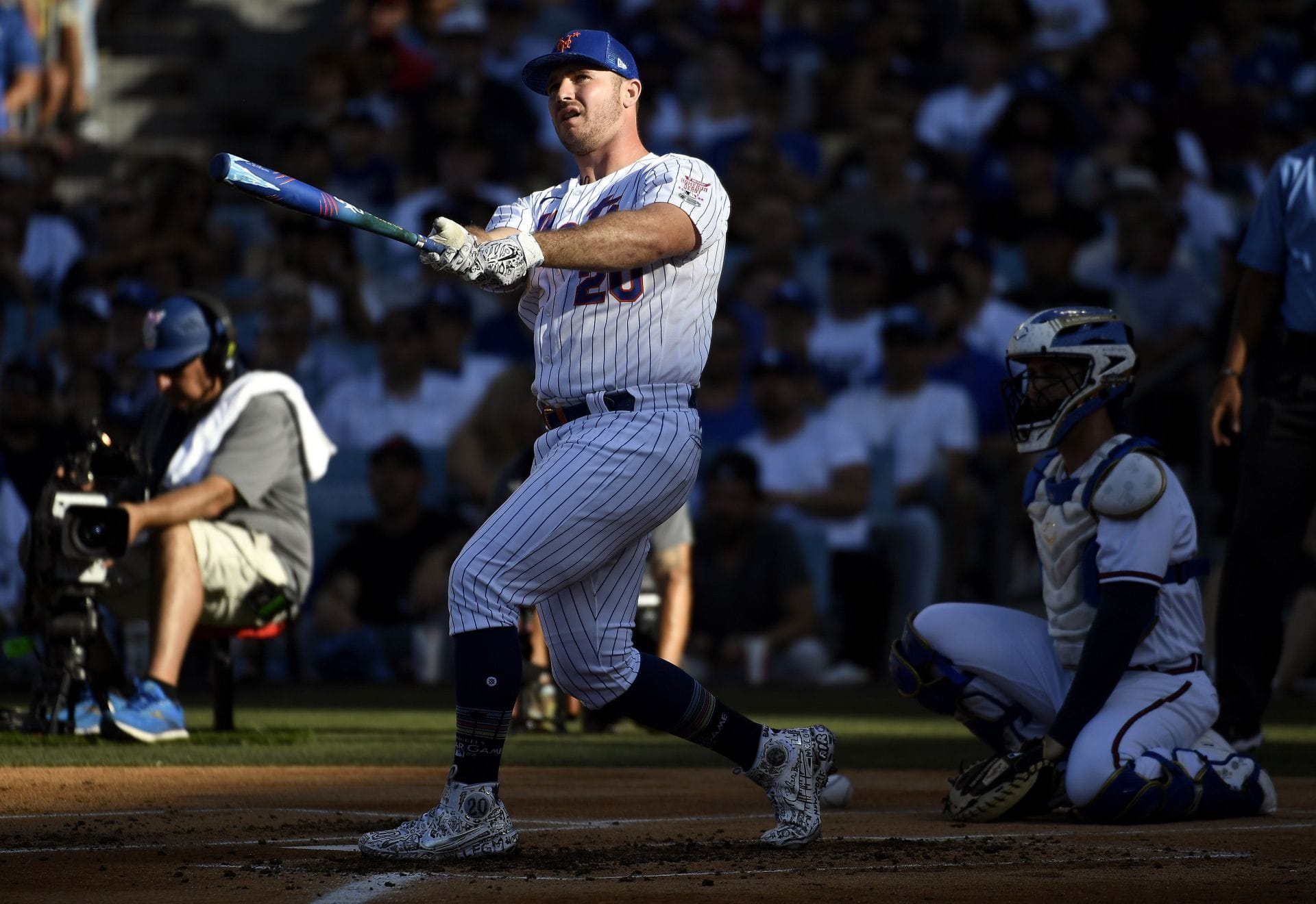 New York Mets fans adore Pete Alonso’s efforts to communicate with ...