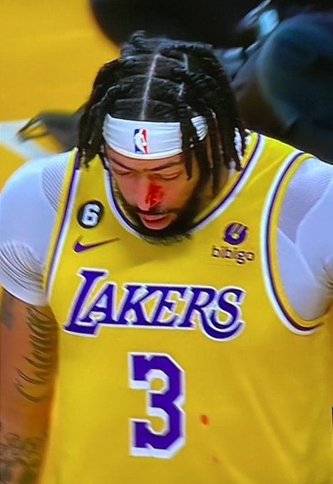 "Anthony Davis IS HIM!" - Fans ecstatic after AD goes OFF for 30 with ...