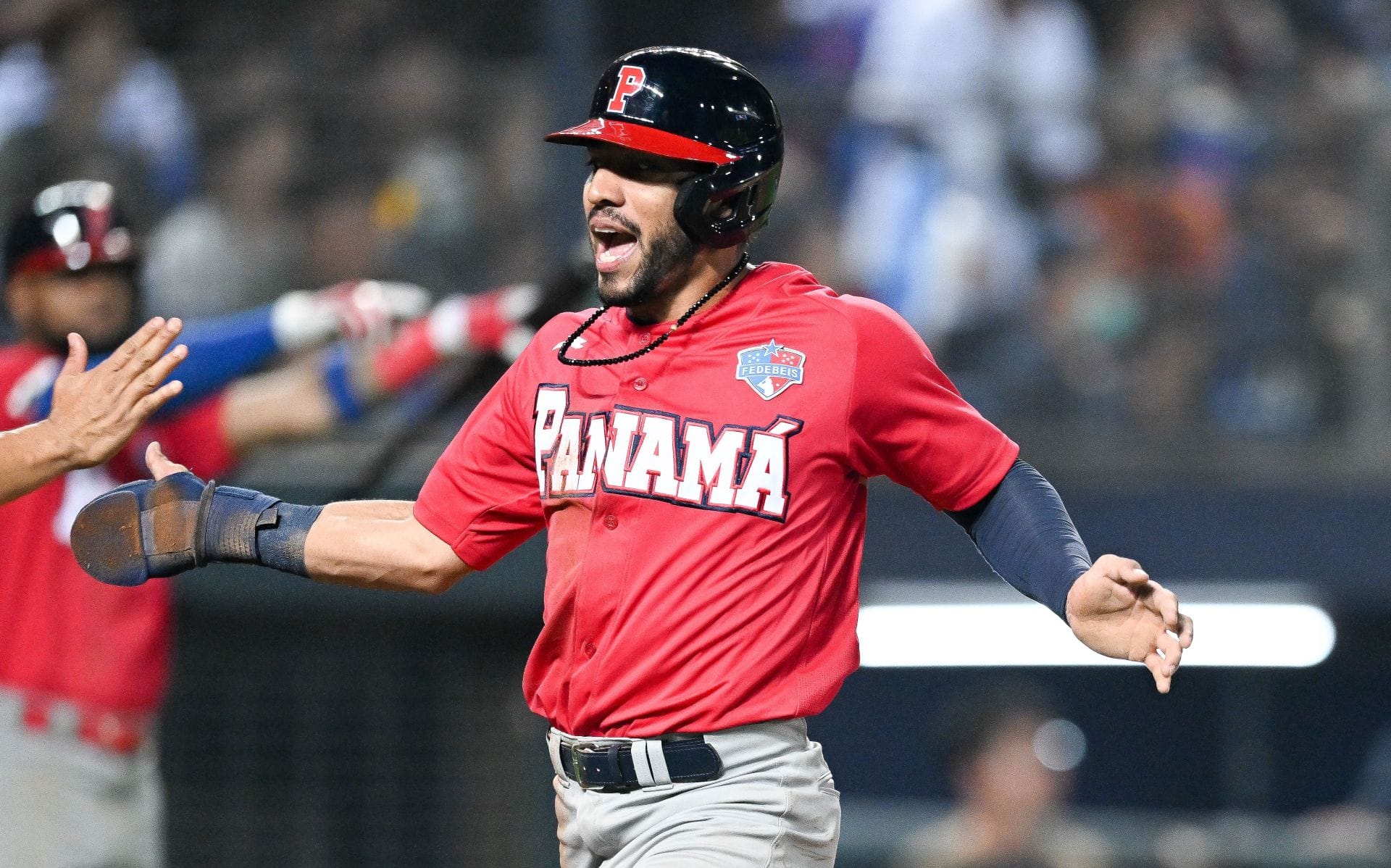 Baseball fans shocked after Team Panama bats explode in thumping ...