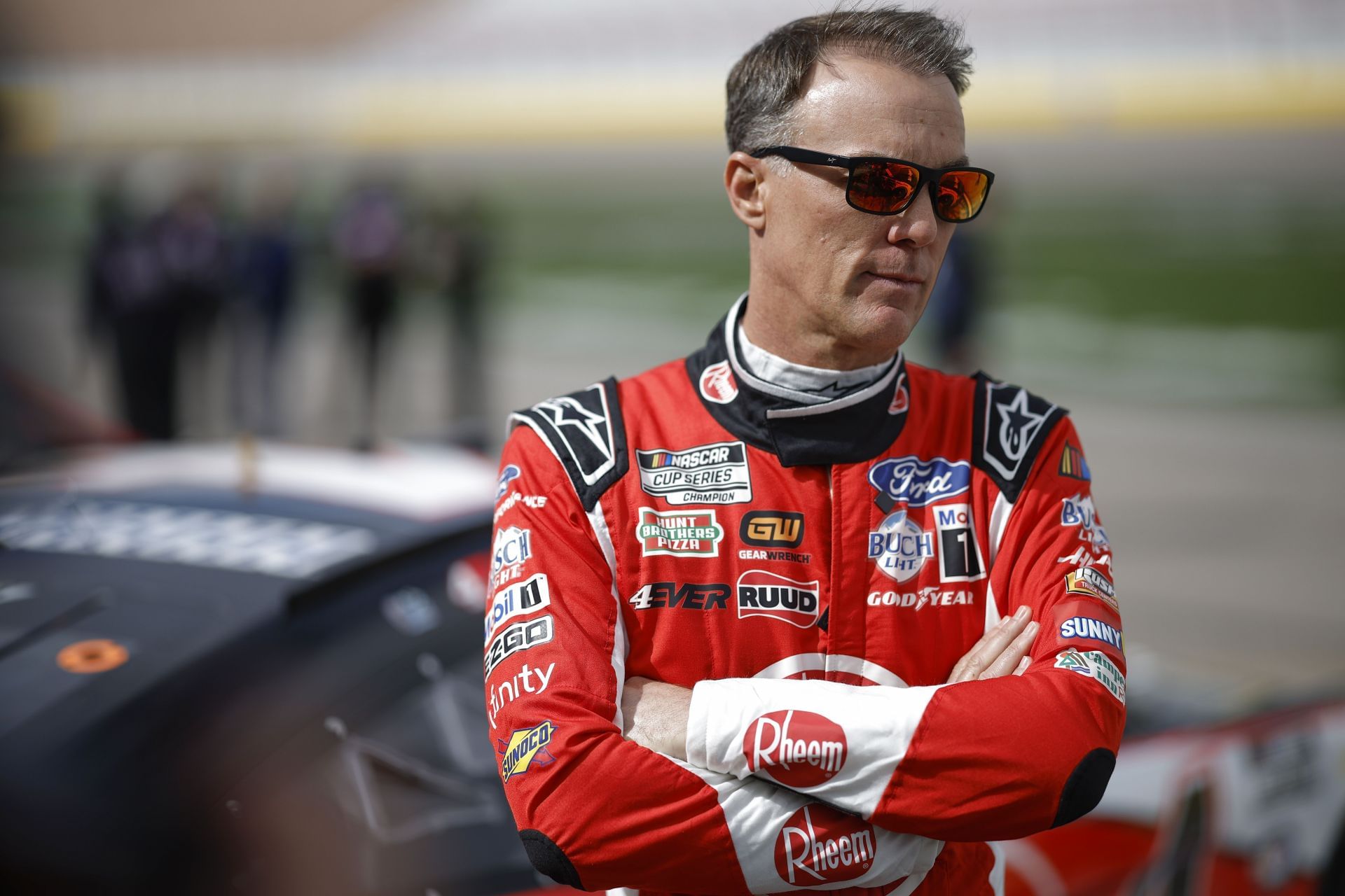NASCAR legend Kevin Harvick chasing historic record at Phoenix Speedway