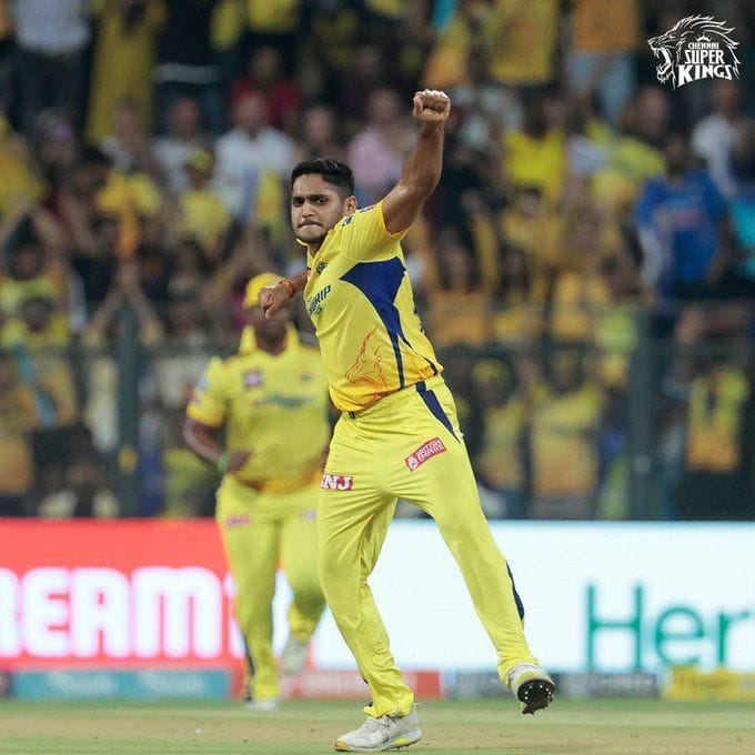[Watch] Tushar Deshpande stuns Rohit Sharma with outstanding delivery ...
