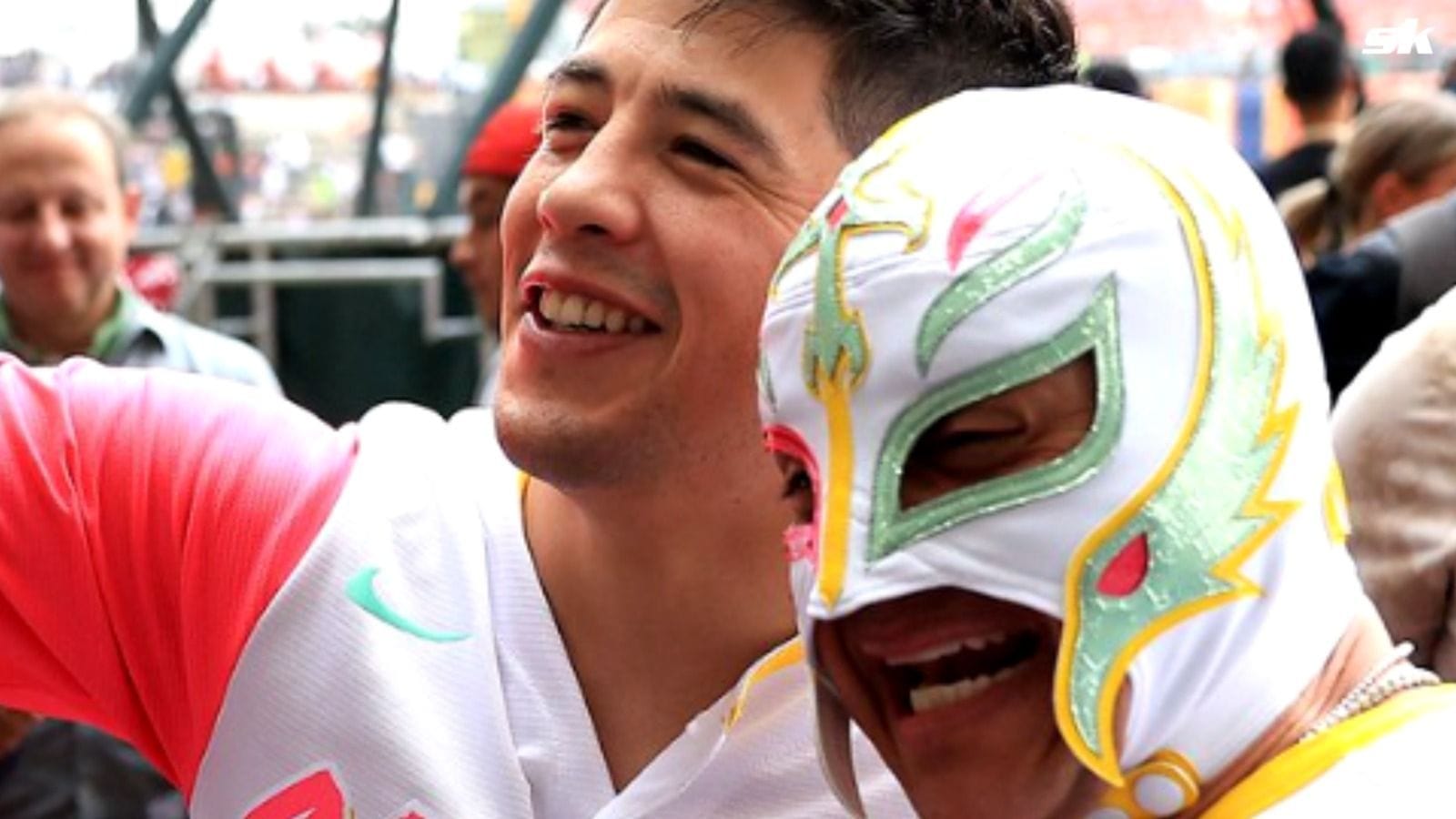 Photos: WWE icon Rey Mysterio and UFC star Brandon Moreno make ...