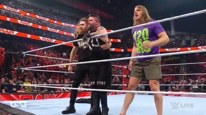 "Throwing punches like a girl" - Current champion criticized for making ...