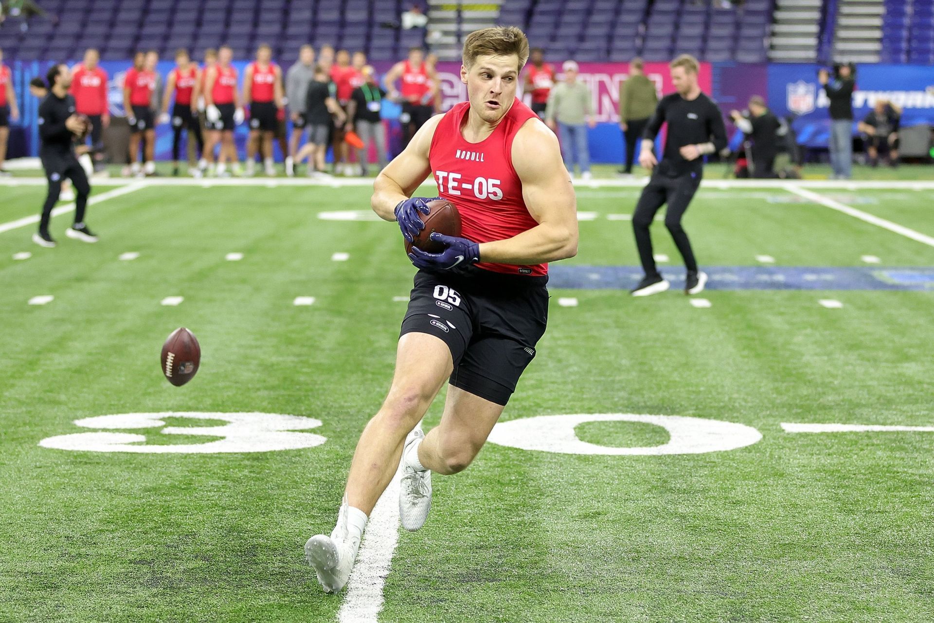 Tucker Kraft 2023 NFL Draft profile: Scout report for the South Dakota ...