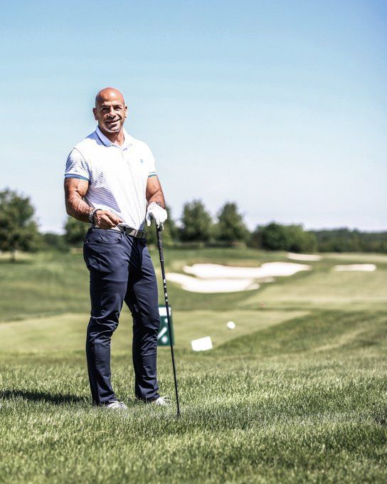 “He’s gonna beat the sh*t outta Rodgers” – Jets fans can’t believe how ...