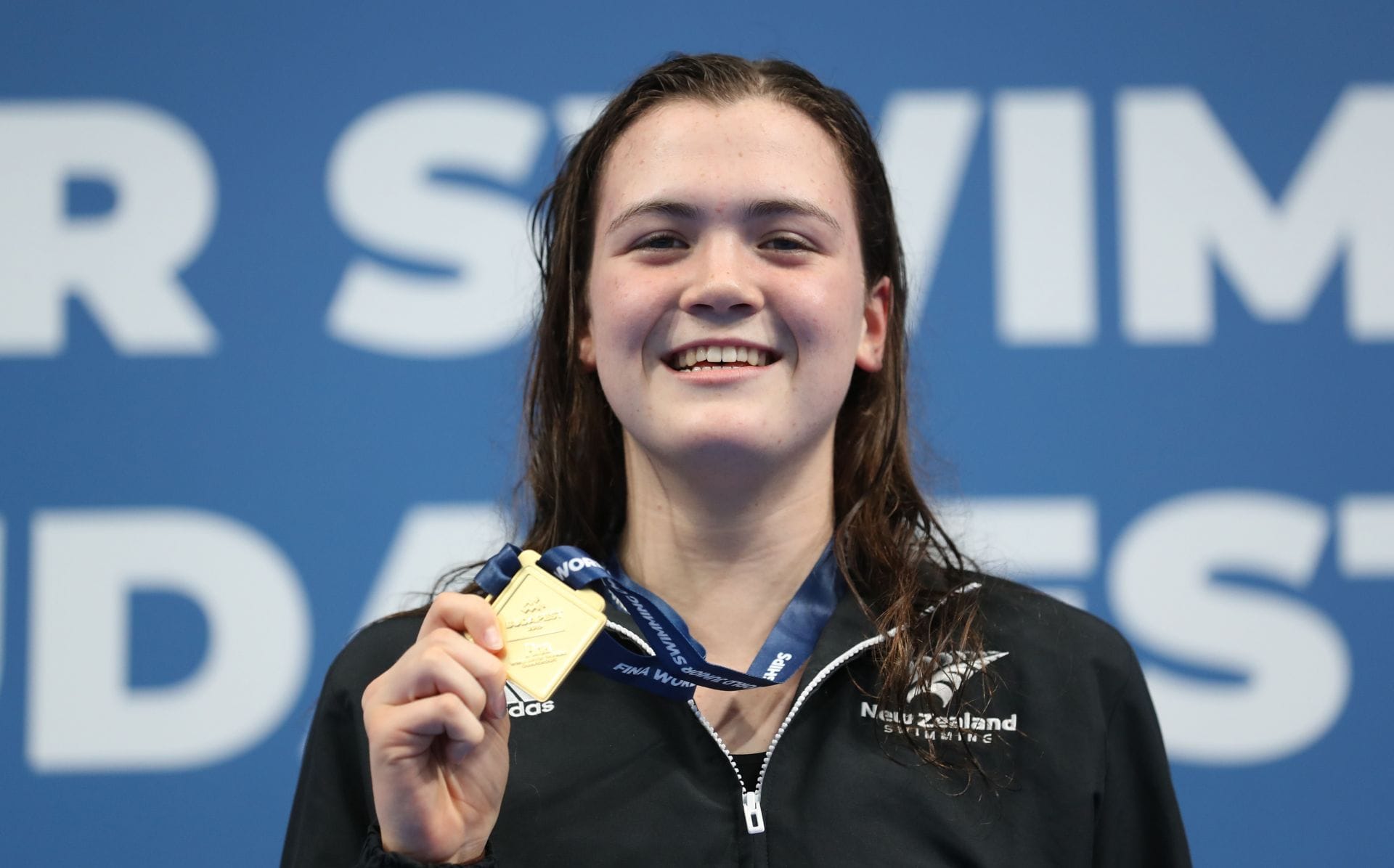 Who is Erika Fairweather? 19-year-old New Zealand swimmer moves to ...