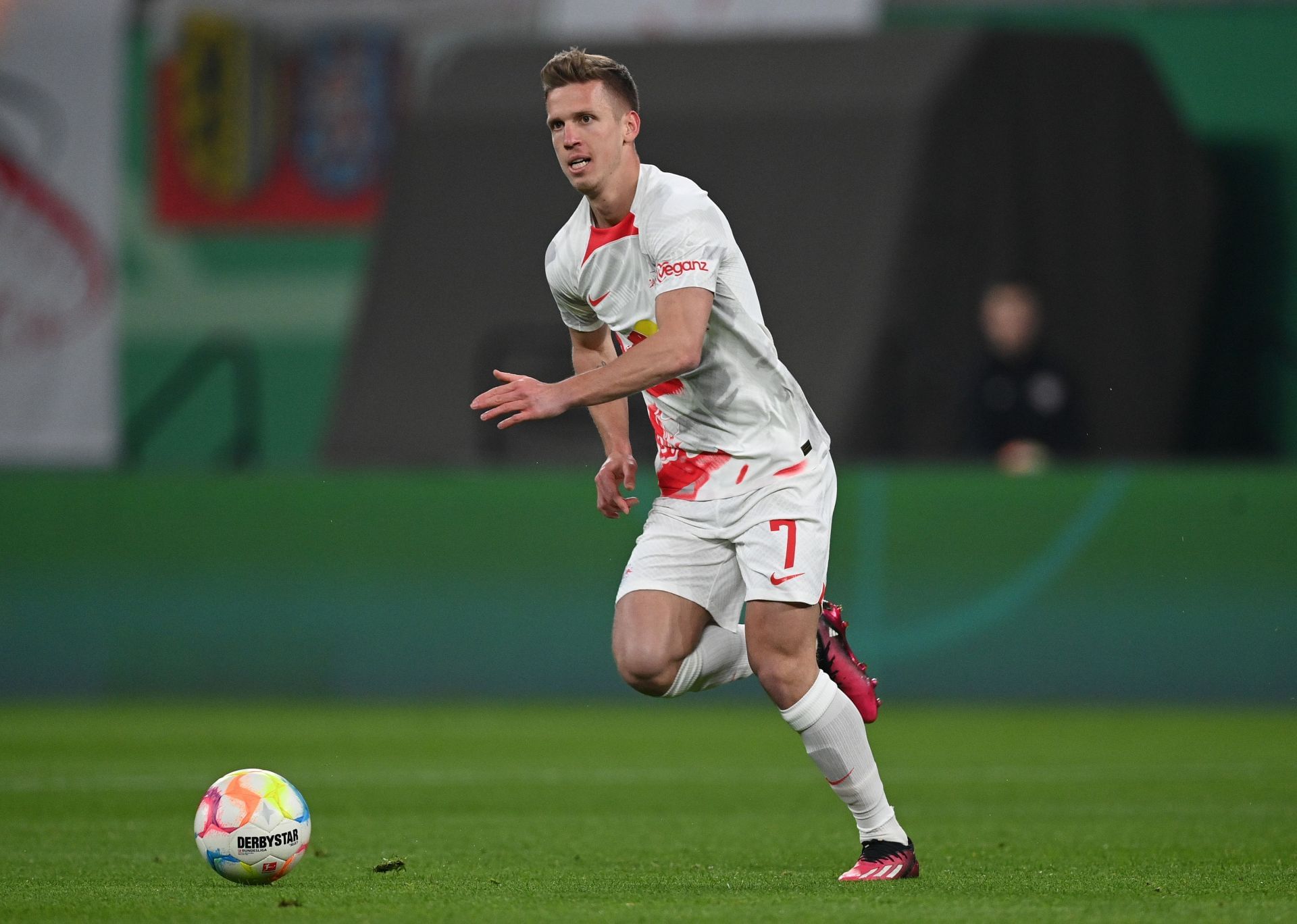 Manchester United Transfer News Roundup: Red Devils could sign Brighton ...