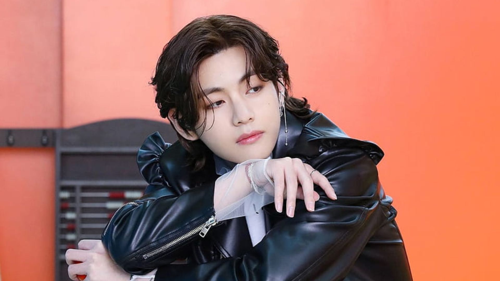 “Record Setter THV”: BTS’ V’s fans congratulate the singer on becoming ...