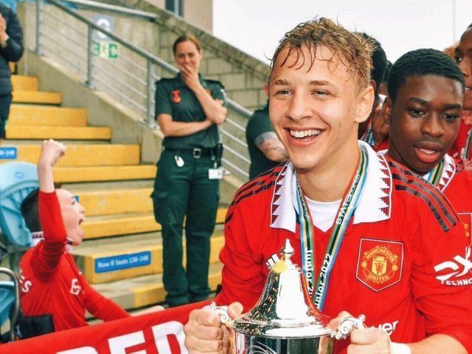 Who is Amir Ibragimov? Meet Manchester United's 15-year-old wonderkid ...