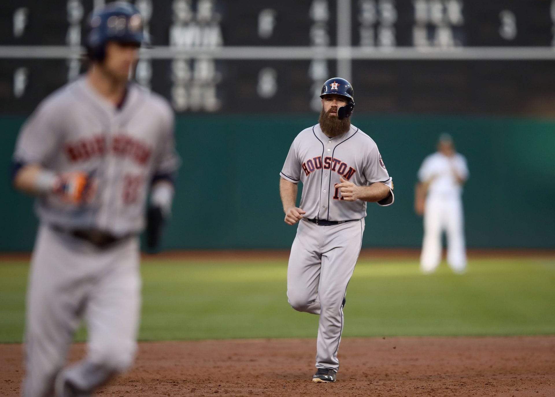 Fact Check: Was Evan Gattis cheating when he homered off CC Sabathia in ...