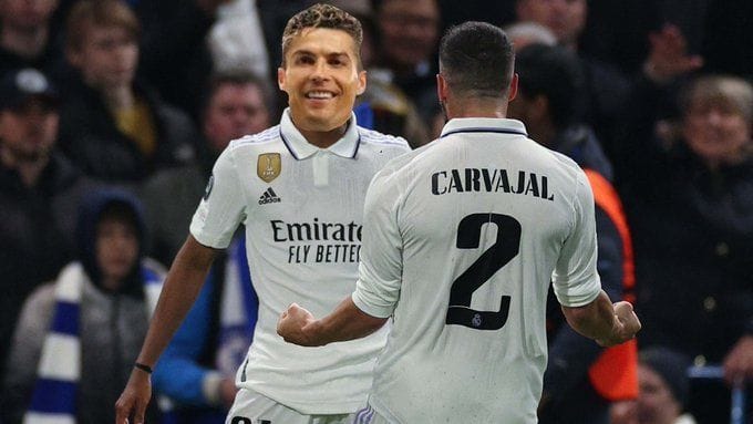 "You are a freak", "We'll be here when he ascends his throne" - Real ...