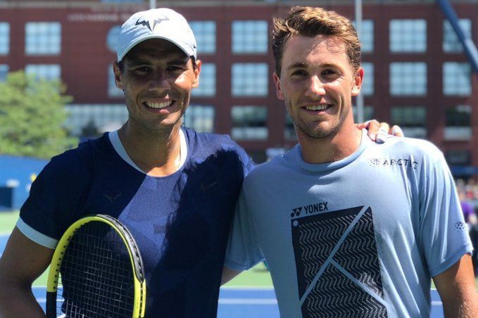 "He saw the news about his father Rafael and forgot how to play ...