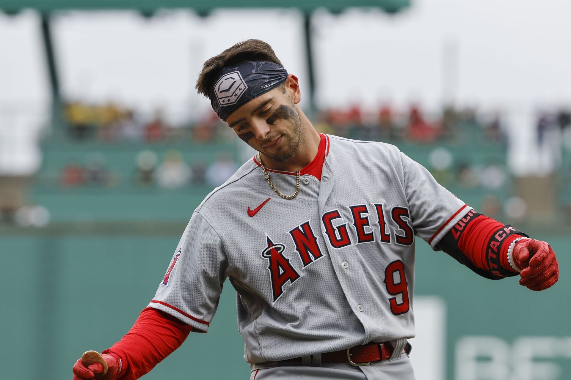 Los Angeles Angels fans slam team's bare bones lineup ahead of key ...
