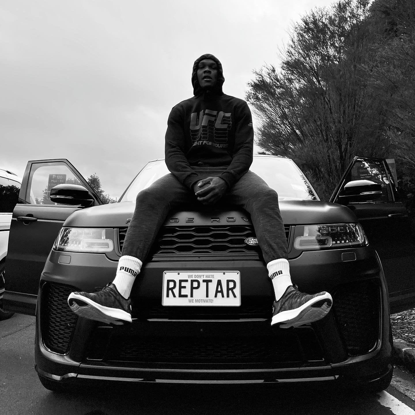 Israel Adesanya Net Worth 2023, Salary & Endorsements