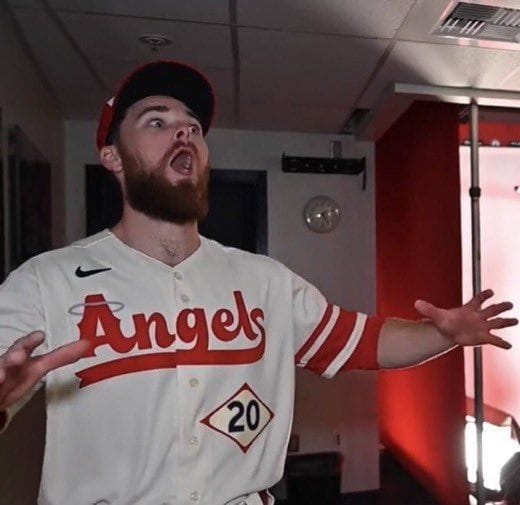 MLB fans react to Los Angeles Angels new-look home run samurai helmet ...