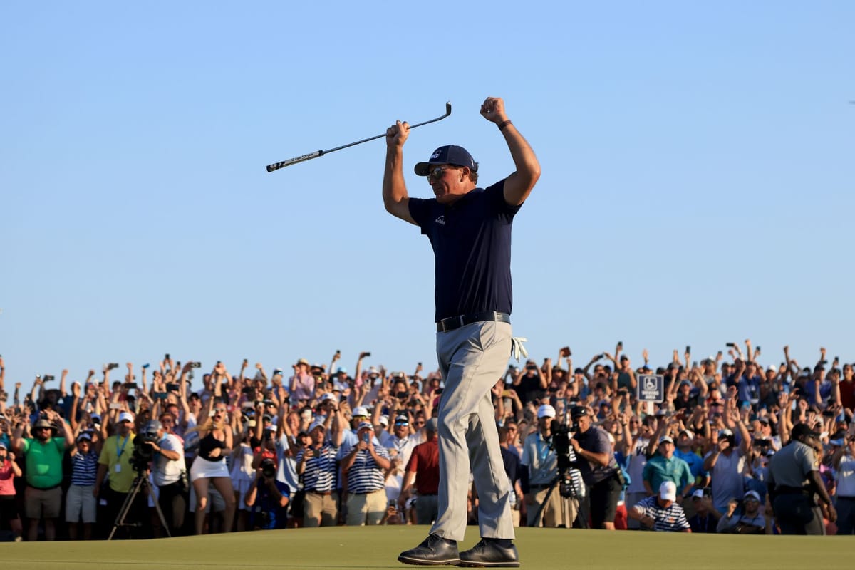 Phil Mickelson becomes the oldest runner-up in Masters history