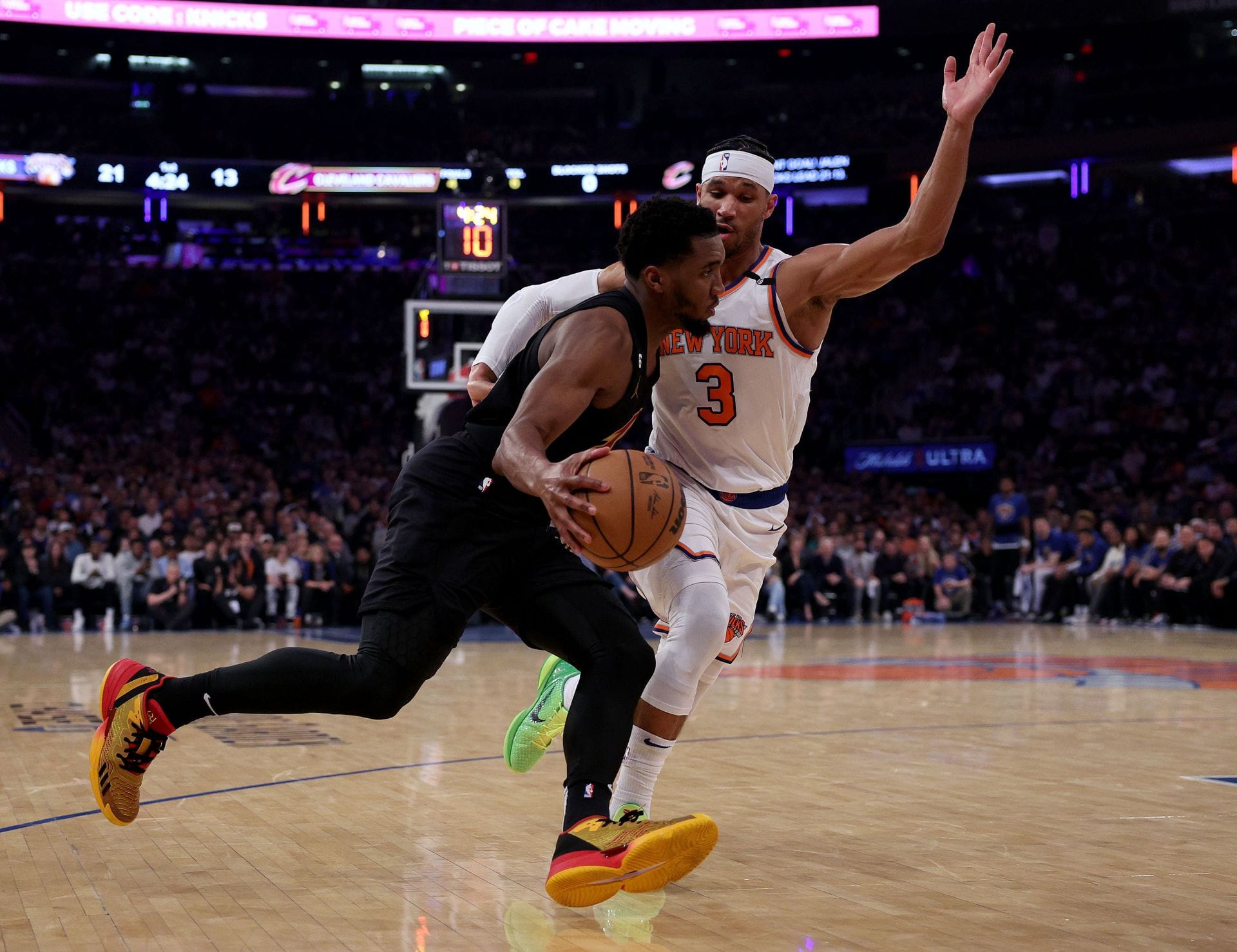 "Donovan was built for Utah"- New York Knicks fans destroy Donovan ...