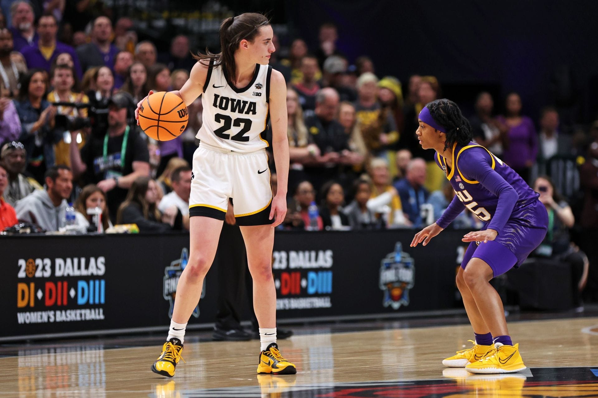 Exploring feud between Caitlin Clark and Alexis Morris