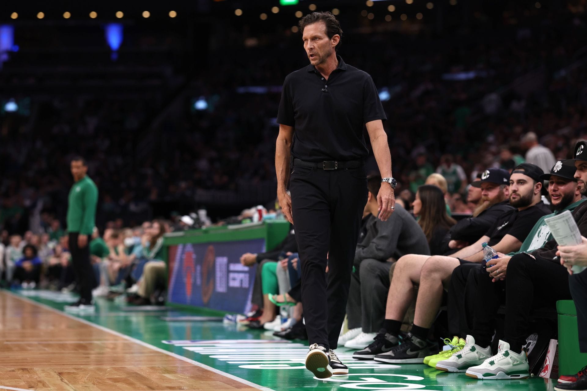 What is Quin Snyder's salary with the Atlanta Hawks? Contract details ...