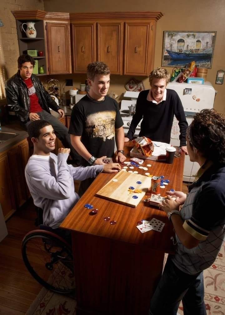 Was Drake on Degrassi?