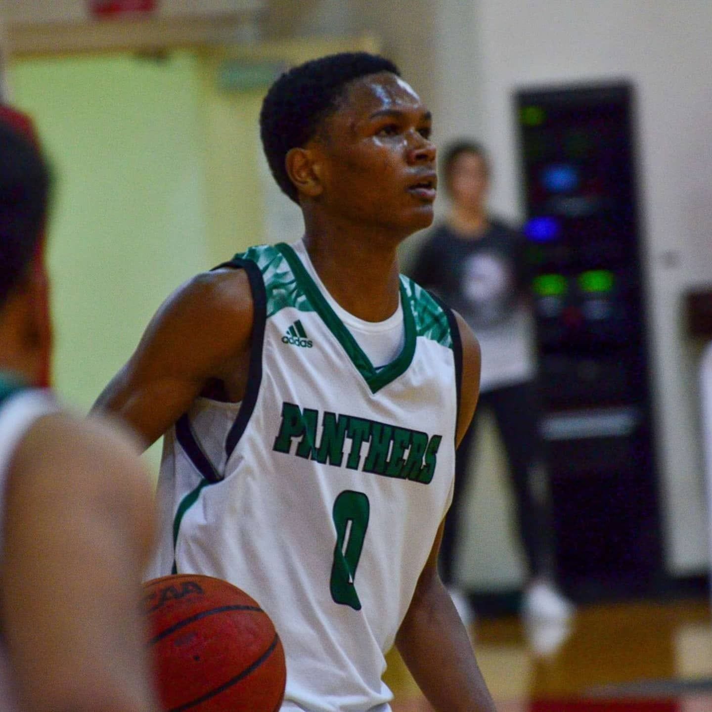 How much is Ausar Thompson's NIL deal worth?