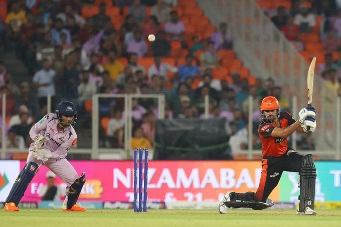 "Never looked this spineless in 10 years of IPL"- Fans roast SRH after ...