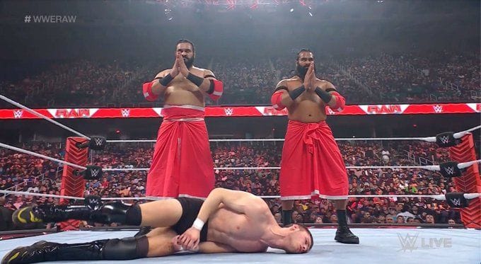Which wrestlers made their WWE debut against Veer Mahaan and Sanga on RAW?