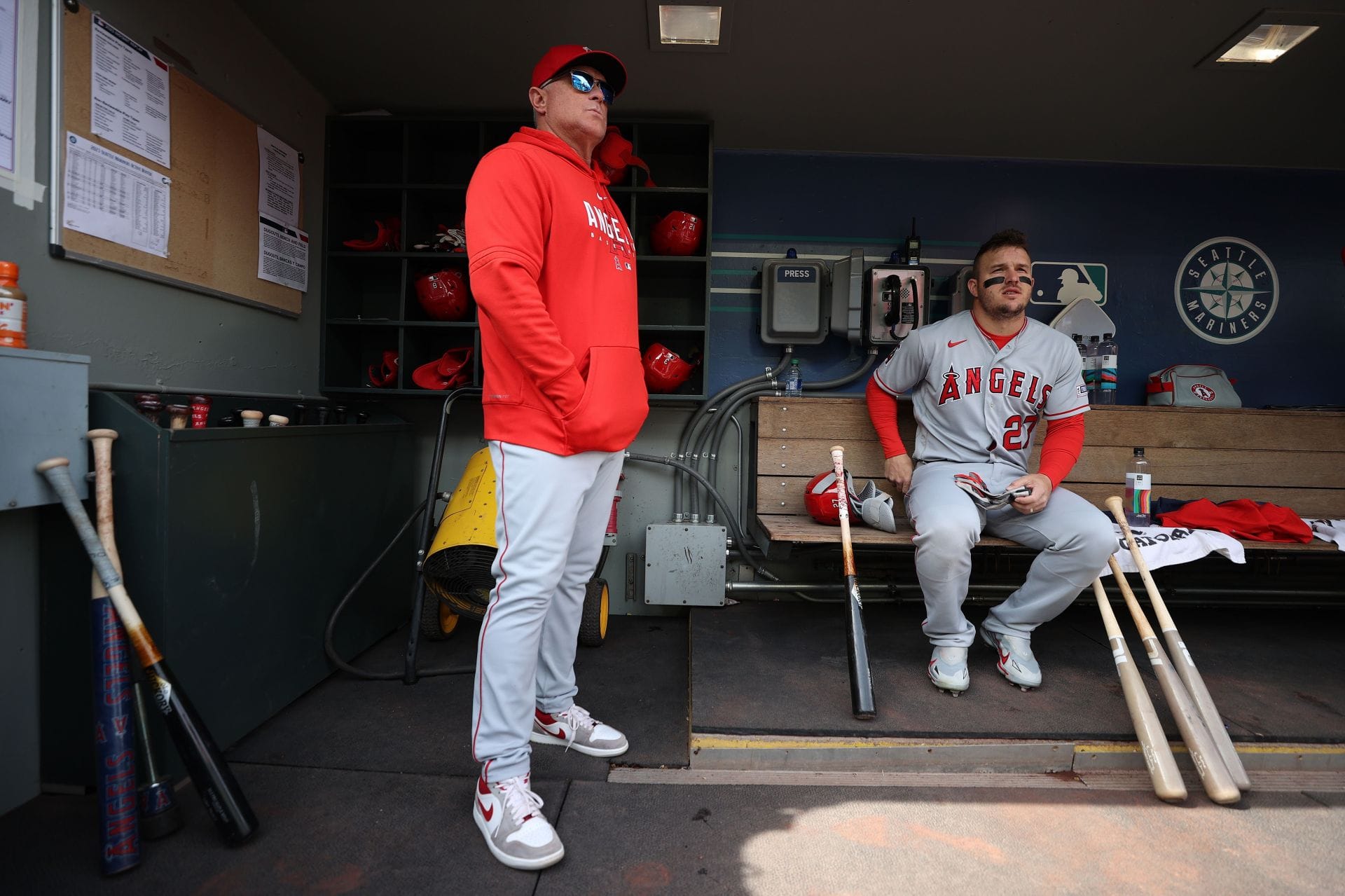LA Angels fans frustrated with manager Phil Nevin after series of ...