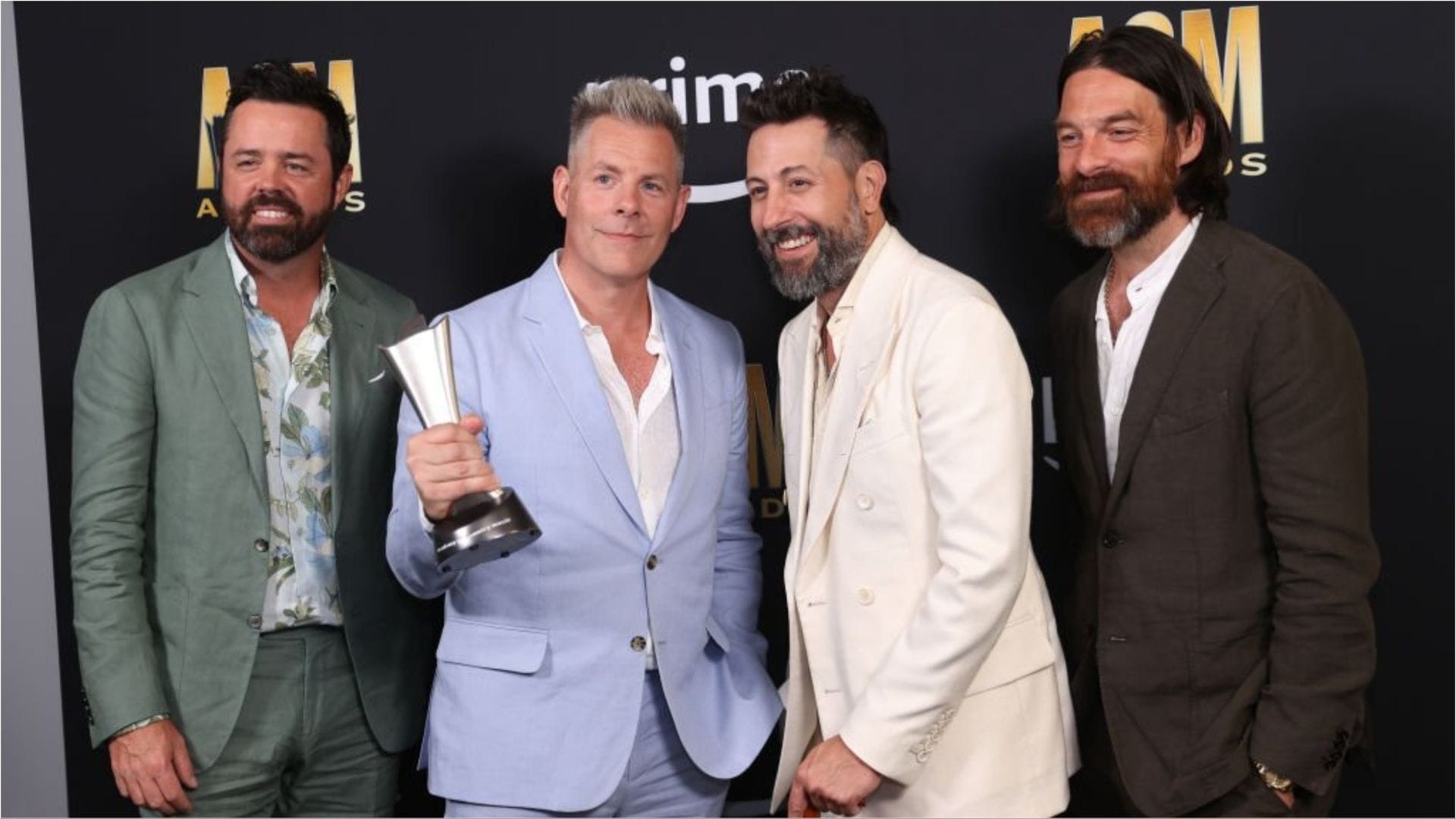Why is Matthew Ramsey using a cane? Old Dominion lead singer ATV ...