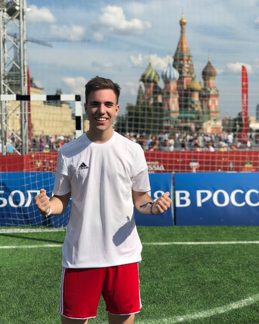 How much is Fran MG’s Net Worth as of 2023?